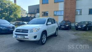 Balts Toyota RAV4 2009 Daugavpils, ar dzinēja tilpumu 2.20 L un nobraukumu 0 tūkst. km par 5350 €, foto 3 vietnē AUTOMOTO.COM.LV