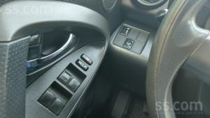 Balts Toyota RAV4 2009 Daugavpils, ar dzinēja tilpumu 2.20 L un nobraukumu 0 tūkst. km par 5350 €, foto 15 vietnē AUTOMOTO.COM.LV