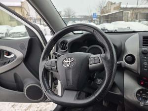 Balts Toyota RAV4 2010 Viļņa, ar dzinēja tilpumu 2.23 L un nobraukumu 180 tūkst. km par 5500 €, foto 18 vietnē AUTOMOTO.COM.LV