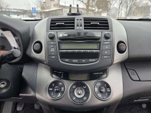 Balts Toyota RAV4 2010 Viļņa, ar dzinēja tilpumu 2.23 L un nobraukumu 180 tūkst. km par 5500 €, foto 22 vietnē AUTOMOTO.COM.LV