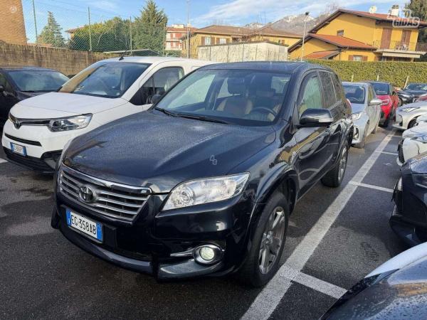 Balts Toyota RAV4 2010 Viļņa, ar dzinēja tilpumu 0.00 L un nobraukumu 122 tūkst. km par 8950 €, foto 1 vietnē AUTOMOTO.COM.LV