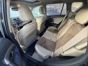 Balts Toyota RAV4 2010 Viļņa, ar dzinēja tilpumu 0.00 L un nobraukumu 122 tūkst. km par 8950 €, foto 17 vietnē AUTOMOTO.COM.LV