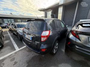 Balts Toyota RAV4 2010 Viļņa, ar dzinēja tilpumu 0.00 L un nobraukumu 122 tūkst. km par 8950 €, foto 19 vietnē AUTOMOTO.COM.LV