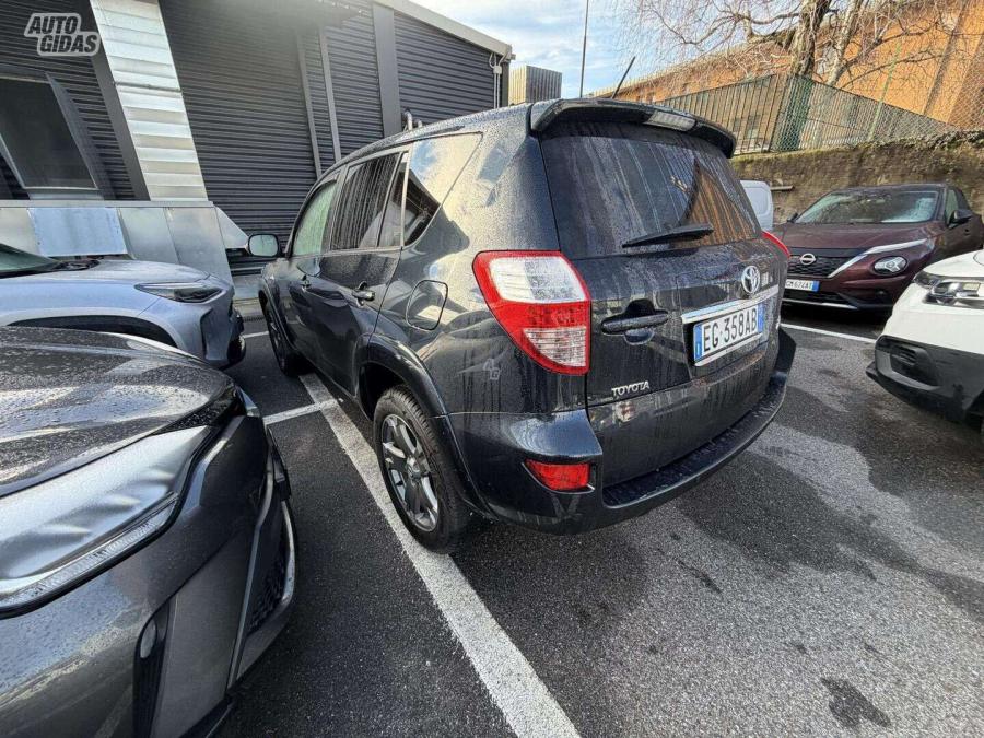 Balts Toyota RAV4 2010 Viļņa, ar dzinēja tilpumu 0.00 L un nobraukumu 122 tūkst. km par 8950 €, foto 21 vietnē AUTOMOTO.COM.LV