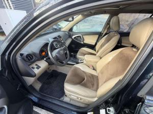Balts Toyota RAV4 2010 Viļņa, ar dzinēja tilpumu 0.00 L un nobraukumu 122 tūkst. km par 8950 €, foto 22 vietnē AUTOMOTO.COM.LV