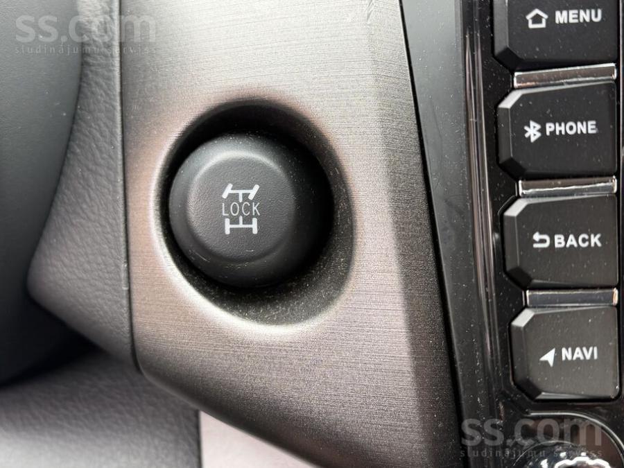 Balts Toyota RAV4 2011 Rīga, ar dzinēja tilpumu 2.20 L un nobraukumu 236 tūkst. km par 6990 €, foto 12 vietnē AUTOMOTO.COM.LV