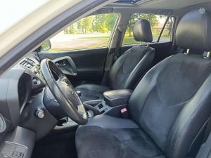 Balts Toyota RAV4 2011 Tauragė, ar dzinēja tilpumu 2.23 L un nobraukumu 230 tūkst. km par 7200 €, foto 16 vietnē AUTOMOTO.COM.LV