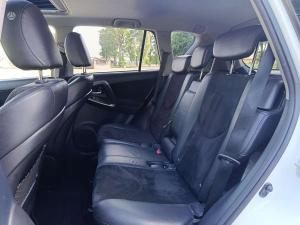 Balts Toyota RAV4 2011 Tauragė, ar dzinēja tilpumu 2.23 L un nobraukumu 230 tūkst. km par 7200 €, foto 26 vietnē AUTOMOTO.COM.LV