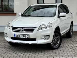 Balts Toyota RAV4 2012 Jelgava, ar dzinēja tilpumu 2.20 L un nobraukumu 190 tūkst. km par 3000 €, foto 1 vietnē AUTOMOTO.COM.LV