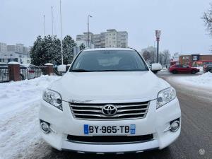 Balts Toyota RAV4 2012 Kauņa, ar dzinēja tilpumu 2.23 L un nobraukumu 185 tūkst. km par 7900 €, foto 7 vietnē AUTOMOTO.COM.LV