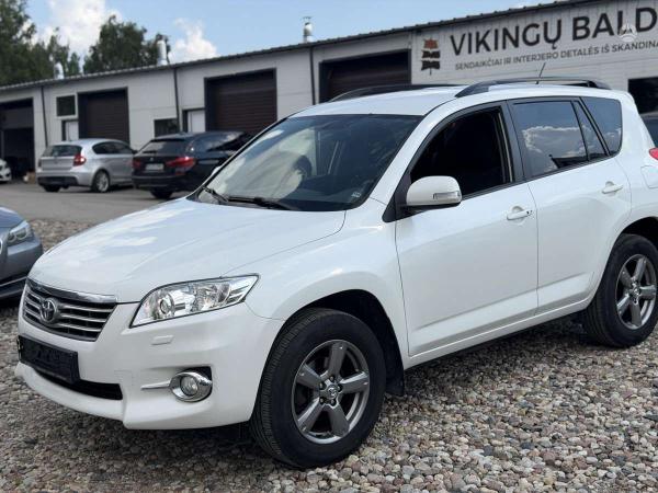 Balts Toyota RAV4 2012 Utena, ar dzinēja tilpumu 2.23 L un nobraukumu 278 tūkst. km par 6290 €, foto 5 vietnē AUTOMOTO.COM.LV