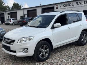 Balts Toyota RAV4 2012 Utena, ar dzinēja tilpumu 2.23 L un nobraukumu 278 tūkst. km par 6290 €, foto 6 vietnē AUTOMOTO.COM.LV