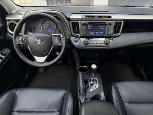 Balts Toyota RAV4 2013 Viļņa, ar dzinēja tilpumu 2.20 L un nobraukumu 190 tūkst. km par 12999 €, foto 20 vietnē AUTOMOTO.COM.LV
