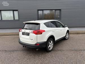 Balts Toyota RAV4 2013 Kauņa, ar dzinēja tilpumu 2.20 L un nobraukumu 240 tūkst. km par 12150 €, foto 3 vietnē AUTOMOTO.COM.LV