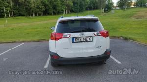 Balts Toyota RAV4 2013 Tallina, ar dzinēja tilpumu 2.20 L un nobraukumu 324 tūkst. km par 7390 €, foto 6 vietnē AUTOMOTO.COM.LV
