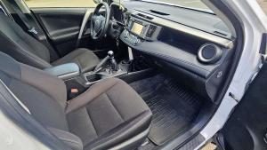 Balts Toyota RAV4 2013 Šauļi, ar dzinēja tilpumu 2.00 L un nobraukumu 191 tūkst. km par 10500 €, foto 9 vietnē AUTOMOTO.COM.LV