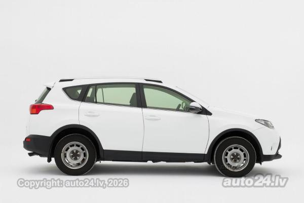 Balts Toyota RAV4 2014 Tartu, ar dzinēja tilpumu 2.00 L un nobraukumu 216 tūkst. km par 9990 €, foto 3 vietnē AUTOMOTO.COM.LV