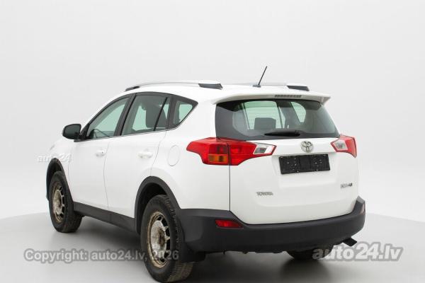 Balts Toyota RAV4 2014 Tartu, ar dzinēja tilpumu 2.00 L un nobraukumu 216 tūkst. km par 9990 €, foto 4 vietnē AUTOMOTO.COM.LV