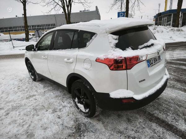 Balts Toyota RAV4 2014 Klaipėda, ar dzinēja tilpumu 0.00 L un nobraukumu 250 tūkst. km par 11999 €, foto 5 vietnē AUTOMOTO.COM.LV