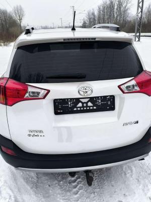 White Toyota RAV4 2014 in Siauliai, with an engine capacity of 2.00 L and mileage of 228 thousand km for 10700 €, photo 7 on AUTOMOTO.COM.LV