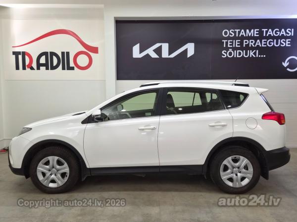 Balts Toyota RAV4 2014 Hāpsalu, ar dzinēja tilpumu 2.00 L un nobraukumu 248 tūkst. km par 10999 €, foto 1 vietnē AUTOMOTO.COM.LV