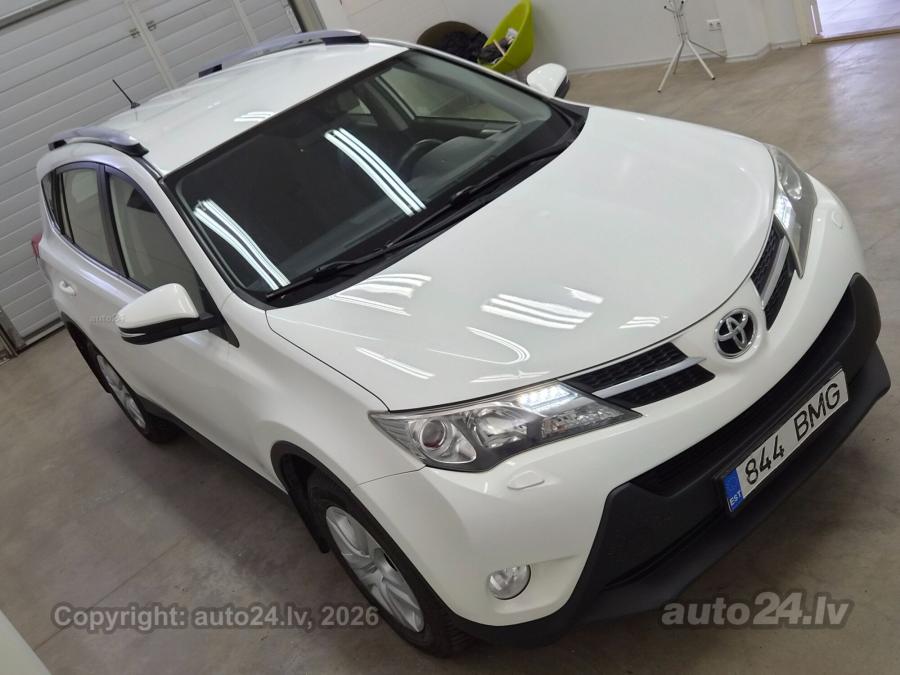 Balts Toyota RAV4 2014 Hāpsalu, ar dzinēja tilpumu 2.00 L un nobraukumu 248 tūkst. km par 10999 €, foto 6 vietnē AUTOMOTO.COM.LV