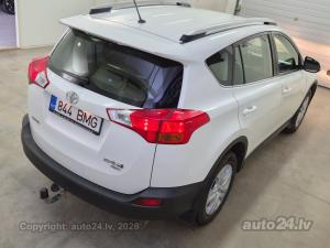 Balts Toyota RAV4 2014 Hāpsalu, ar dzinēja tilpumu 2.00 L un nobraukumu 248 tūkst. km par 10999 €, foto 10 vietnē AUTOMOTO.COM.LV