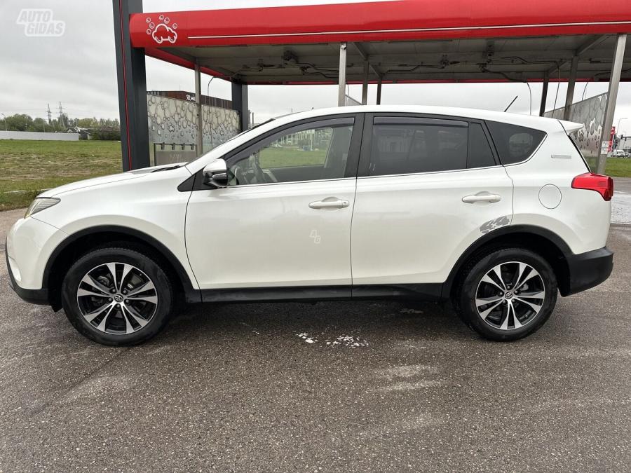 Balts Toyota RAV4 2014 Kauņa, ar dzinēja tilpumu 2.00 L un nobraukumu 165 tūkst. km par 11978 €, foto 5 vietnē AUTOMOTO.COM.LV