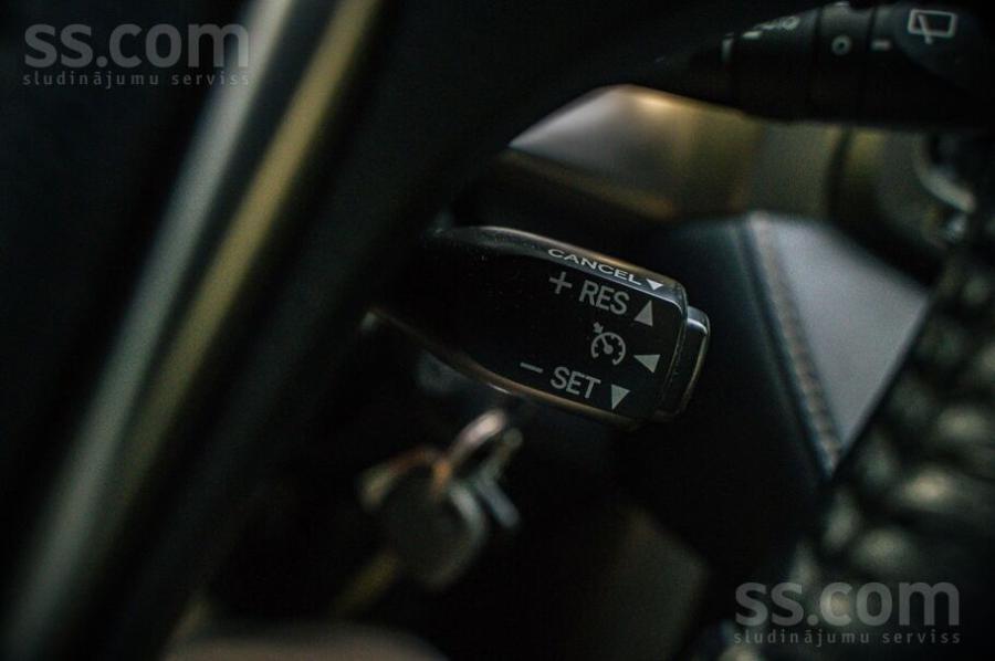 Balts Toyota RAV4 2014 Rīga, ar dzinēja tilpumu 2.00 L un nobraukumu 179 tūkst. km par 13990 €, foto 14 vietnē AUTOMOTO.COM.LV