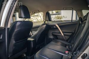 Balts Toyota RAV4 2014 Rīga, ar dzinēja tilpumu 2.00 L un nobraukumu 179 tūkst. km par 13990 €, foto 16 vietnē AUTOMOTO.COM.LV