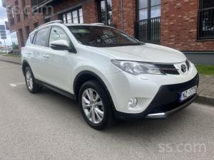 Balts Toyota RAV4 2014 Rīga, ar dzinēja tilpumu 2.00 L un nobraukumu 188 tūkst. km par 11500 €, foto 5 vietnē AUTOMOTO.COM.LV