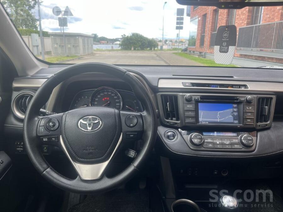 Balts Toyota RAV4 2014 Rīga, ar dzinēja tilpumu 2.00 L un nobraukumu 188 tūkst. km par 11500 €, foto 14 vietnē AUTOMOTO.COM.LV