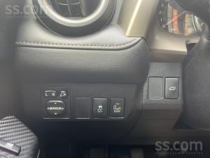 Balts Toyota RAV4 2014 Rīga, ar dzinēja tilpumu 2.00 L un nobraukumu 188 tūkst. km par 11500 €, foto 20 vietnē AUTOMOTO.COM.LV