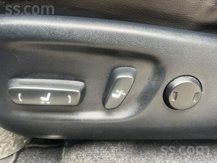 Balts Toyota RAV4 2014 Rīga, ar dzinēja tilpumu 2.00 L un nobraukumu 188 tūkst. km par 11500 €, foto 22 vietnē AUTOMOTO.COM.LV