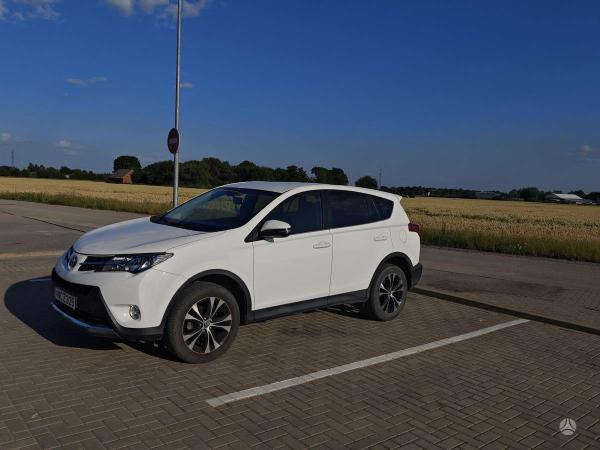 White Toyota RAV4 2014 in Kaunas, with an engine capacity of 2.00 L and mileage of 188 thousand km for 11200 €, photo 2 on AUTOMOTO.COM.LV