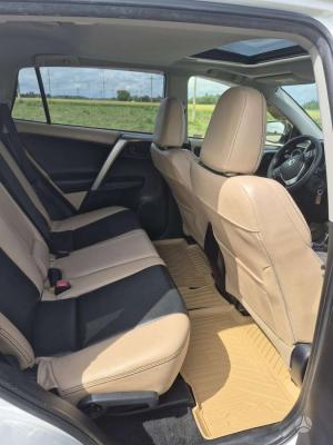Balts Toyota RAV4 2014 Jurbarkas, ar dzinēja tilpumu 2.51 L un nobraukumu 215 tūkst. km par 12300 €, foto 8 vietnē AUTOMOTO.COM.LV