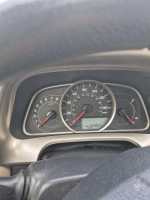 Balts Toyota RAV4 2014 Jurbarkas, ar dzinēja tilpumu 2.51 L un nobraukumu 215 tūkst. km par 12300 €, foto 19 vietnē AUTOMOTO.COM.LV