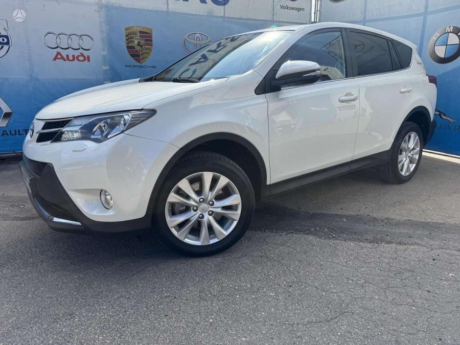 Balts Toyota RAV4 2014 Kauņa, ar dzinēja tilpumu 2.23 L un nobraukumu 212 tūkst. km par 11900 €, foto 3 vietnē AUTOMOTO.COM.LV