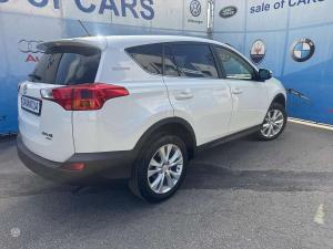 Balts Toyota RAV4 2014 Kauņa, ar dzinēja tilpumu 2.23 L un nobraukumu 212 tūkst. km par 11900 €, foto 5 vietnē AUTOMOTO.COM.LV