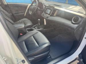 Balts Toyota RAV4 2014 Kauņa, ar dzinēja tilpumu 2.23 L un nobraukumu 212 tūkst. km par 11900 €, foto 9 vietnē AUTOMOTO.COM.LV