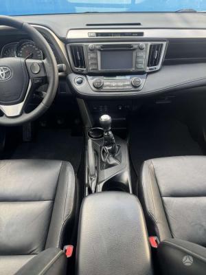 Balts Toyota RAV4 2014 Kauņa, ar dzinēja tilpumu 2.23 L un nobraukumu 212 tūkst. km par 11900 €, foto 12 vietnē AUTOMOTO.COM.LV