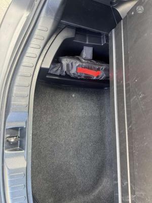 Balts Toyota RAV4 2014 Kauņa, ar dzinēja tilpumu 2.23 L un nobraukumu 212 tūkst. km par 11900 €, foto 14 vietnē AUTOMOTO.COM.LV