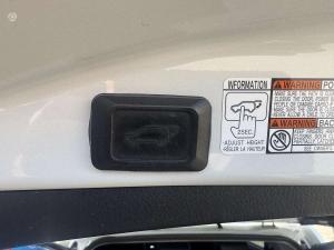 Balts Toyota RAV4 2014 Kauņa, ar dzinēja tilpumu 2.23 L un nobraukumu 212 tūkst. km par 11900 €, foto 15 vietnē AUTOMOTO.COM.LV