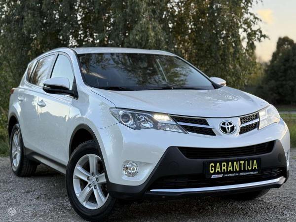 Balts Toyota RAV4 2014 Šauļi, ar dzinēja tilpumu 2.00 L un nobraukumu 292 tūkst. km par 12950 €, foto 1 vietnē AUTOMOTO.COM.LV