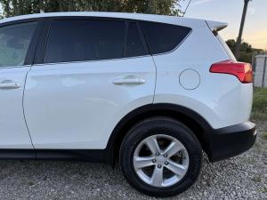 Balts Toyota RAV4 2014 Šauļi, ar dzinēja tilpumu 2.00 L un nobraukumu 292 tūkst. km par 12950 €, foto 15 vietnē AUTOMOTO.COM.LV