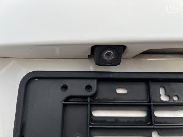 Balts Toyota RAV4 2014 Panevēža, ar dzinēja tilpumu 2.20 L un nobraukumu 150 tūkst. km par 11600 €, foto 9 vietnē AUTOMOTO.COM.LV