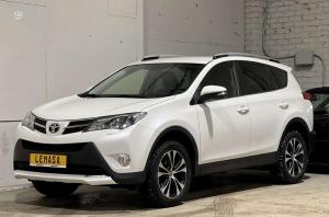 White Toyota RAV4 2015 in Klaipeda, with an engine capacity of 1.99 L and mileage of 141 thousand km for 13990 €, photo 13 on AUTOMOTO.COM.LV