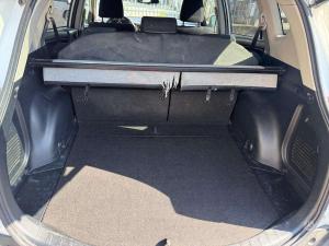 White Toyota RAV4 2015 in Siauliai, with an engine capacity of 2.00 L and mileage of 290 thousand km for 8700 €, photo 21 on AUTOMOTO.COM.LV