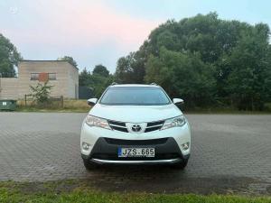 Balts Toyota RAV4 2015 Viļņa, ar dzinēja tilpumu 2.50 L un nobraukumu 167 tūkst. km par 11900 €, foto 9 vietnē AUTOMOTO.COM.LV
