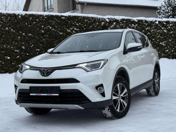 Balts Toyota RAV4 2016 Ukmergė, ar dzinēja tilpumu 2.00 L un nobraukumu 190 tūkst. km par 12950 €, foto 2 vietnē AUTOMOTO.COM.LV